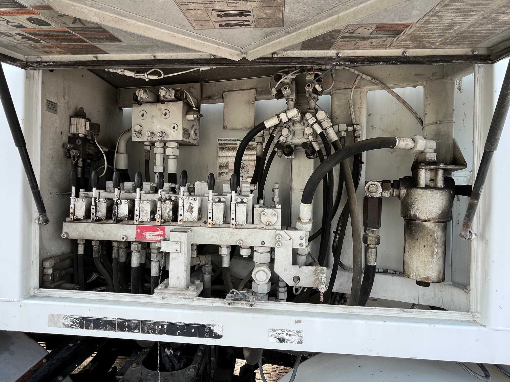 2015 Schwing 2525H-6 S58SX - 2015 Mack MRU *E365 | Concrete Pump Repair